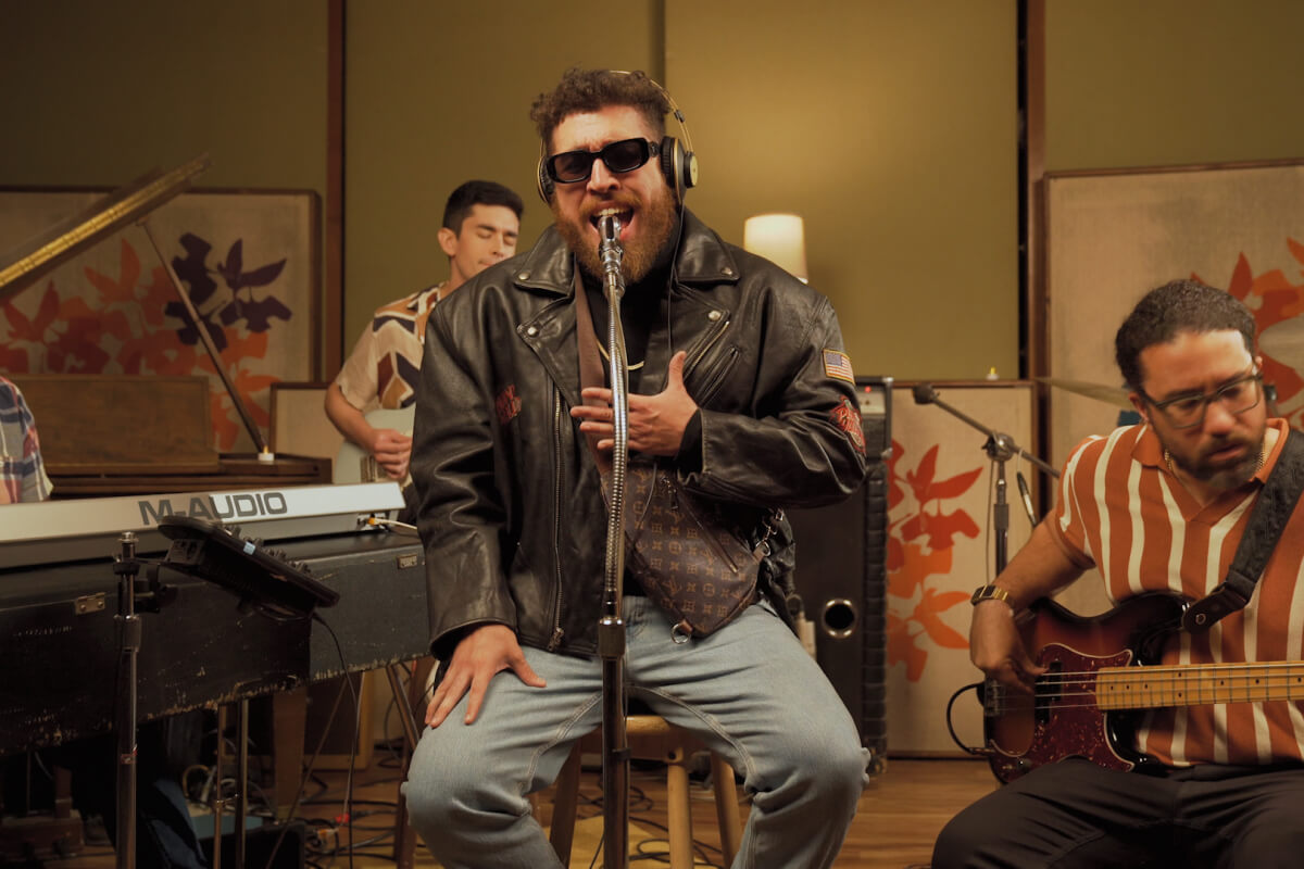 Unlock Your Songwriting Potential: How to Write a Song on Guitar ...